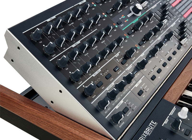 Arturia MatrixBrute With Flight Case аналоговый синтезатор, 49 клавиш ...